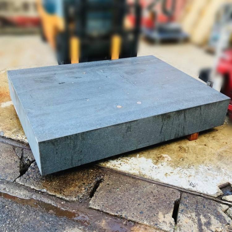 東京精密 石定盤 1810×1355×305 : 無限堂あいちヤフーショップ - 通販 - Yahoo!ショッピング