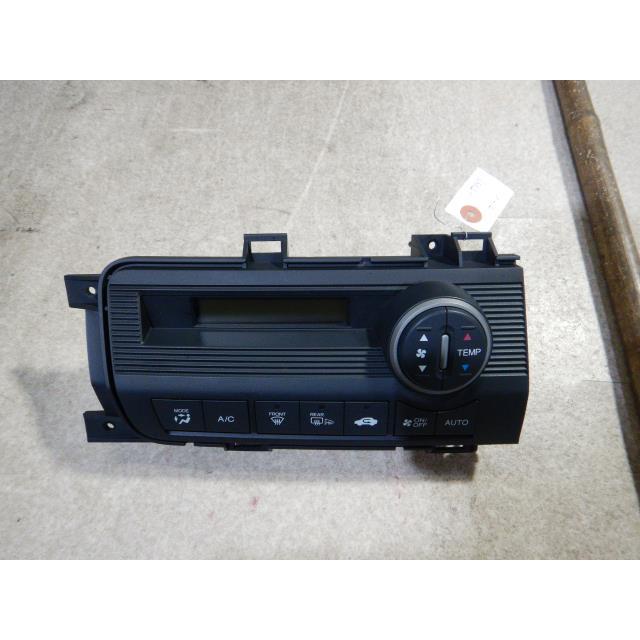 フリード DAA-GP3 エアコンスイッチ 344404 : 有限会社 村上パーツ ヤフー店 - 通販 - Yahoo!ショッピング