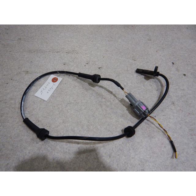 エルグランド UA-E51 ABSセンサー 361275 : 有限会社 村上パーツ ヤフー店 - 通販 - Yahoo!ショッピング