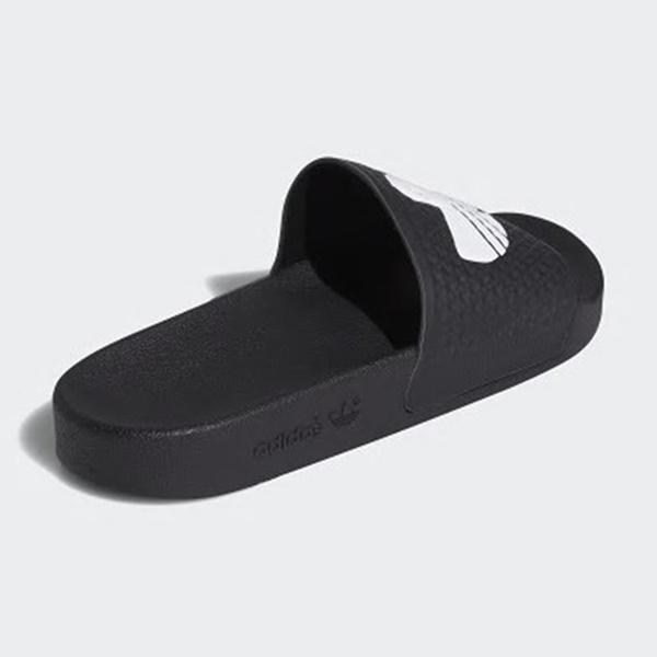 adidas skateboarding アディダス スケートボーディング SHMOOFOIL SLIDE FY6849 421211926 ...