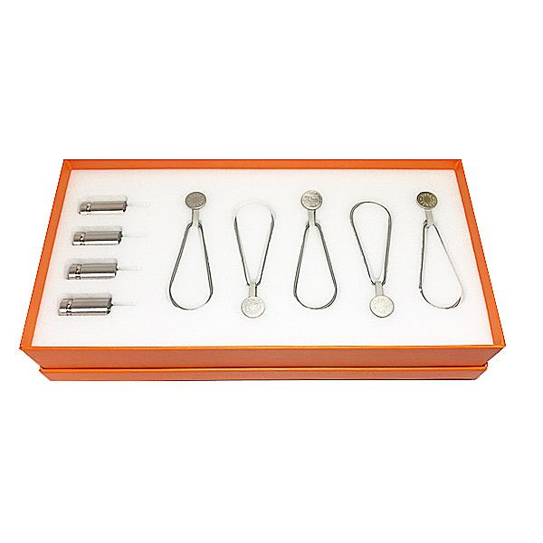 ≪ 新品 ≫ エルメス ハンギング セット カレ スカーフ 壁掛け HERMES Scarf display system :230226-1 ...