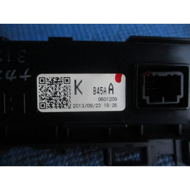 【051021】25年・マツダ・アクセラ・BM5FP・インフォメーションディスプレイ : ナカムラパーツ - 通販 - Yahoo!ショッピング