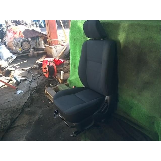 キックス ABA-H59A 助手席シート アシスタントシート RX 4WD 4A30T 4FT A31 372079 : 長崎車輛解体ヤフー店 - 通販 - Yahoo!ショッピング