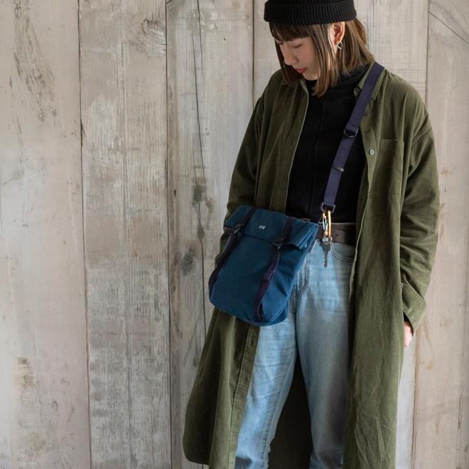 CIE（シー） SHRINK NYLON SHOULDER S ショルダーバッグ シュリンク