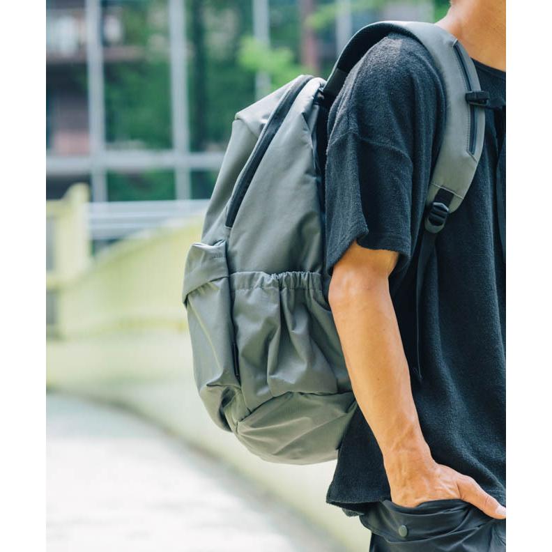 snow peak スノーピーク Everyday Use Backpack エブリデイユースバックパック リュック カバン メンズ レディース シンプル 折りたたみ傘 ペットボトル 20L ...