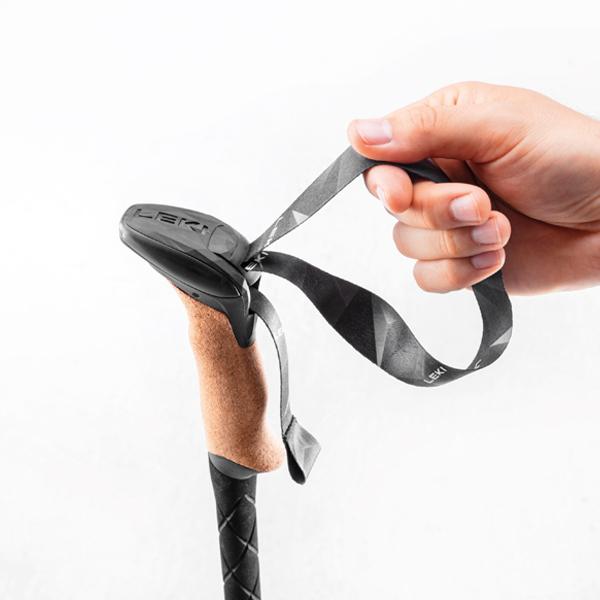 トレッキングポール レキ BLACK SERIES FX CARBON(ブラックシリーズ