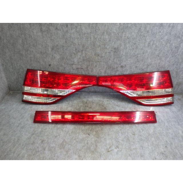 エスティマ DBA-ACR50W リアフィニッシャーパネル 76801-28260 81581-28221 81591-28221【同梱不可 ...