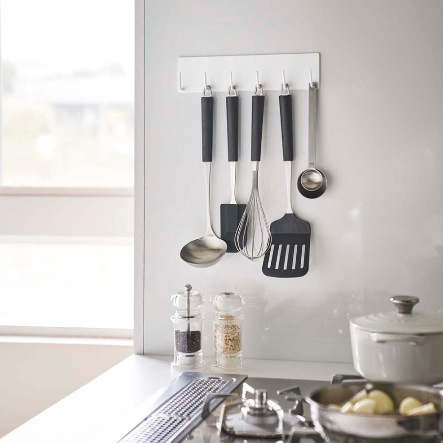 山崎実業 マグネットキッチンツールフック タワー ホワイト / ブラック :yamazaki378:プロ用ヘアコスメnetsbee - 通販 - Yahoo!ショッピング