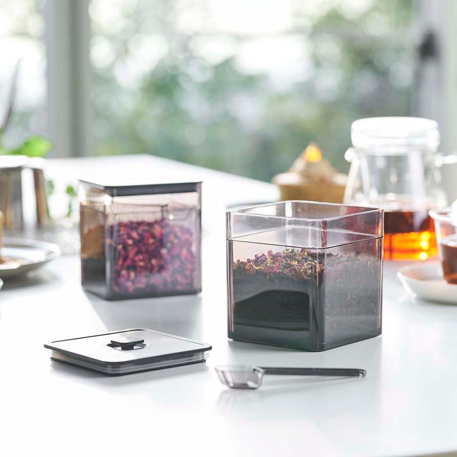 山崎実業 スプーン付き バルブ付き密閉保存容器 タワー ホワイト / ブラック : プロ用ヘアコスメnetsbee - 通販 - Yahoo!ショッピング