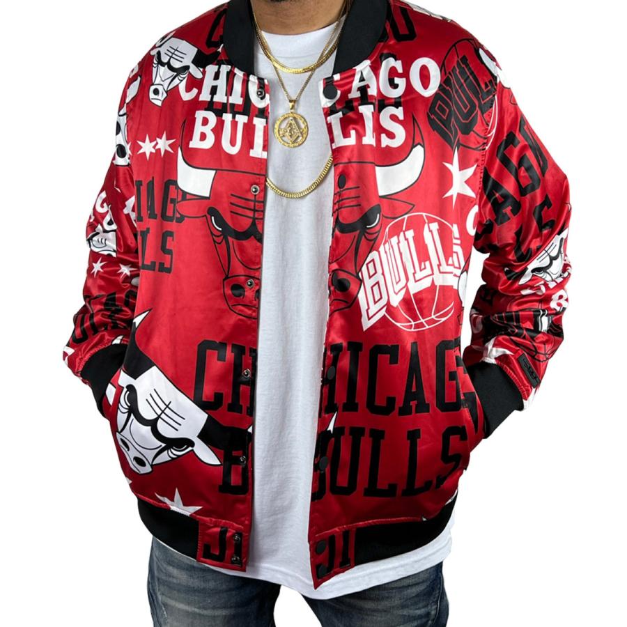 シカゴブルズ サテン ジャケット スタジャン BULLS 赤 レッド 総 シカゴブルズ サテン ジャケット スタジャン BULLS 赤 レッド 総