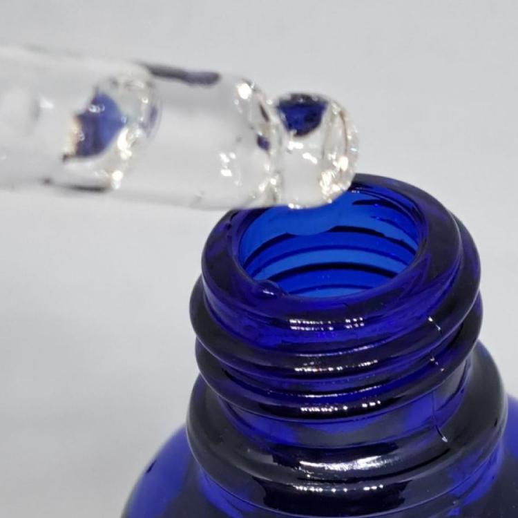 エバーメイト ピュアビューエッセンスプロ EX 30mL スキンケア 美肌 保湿 潤い 透明感 トーンアップ 乾燥 エイジングケア 簡単 自宅 美容液 化粧 メイク :20000524 ...