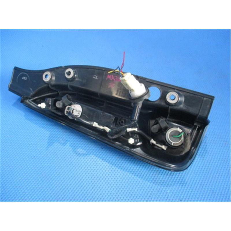 スズキ 純正 スペーシア 《 MK32S 》 右テールランプ 35650-81M11 P10100-22011865 : NGPパーツ王ヤフー ...