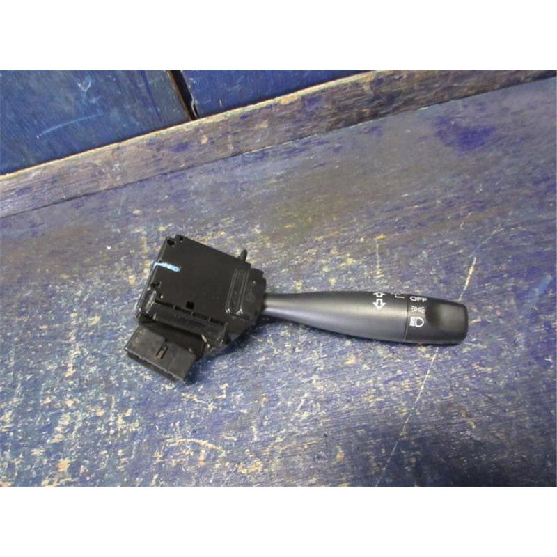 ホンダ 純正 バモスホビオ 《 HJ2 》 ライトスイッチ 35255-SFA-J01 P10300-24006112 : NGPパーツ王ヤフーショッピング店 - 通販 - Yahoo!ショッピング