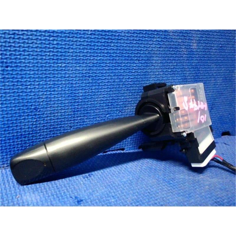 スズキ 純正 ワゴンR 《 MH44S 》 ライトスイッチ 37210-71L01 P10400-21004116 : NGPパーツ王ヤフーショッピング店 - 通販 - Yahoo!ショッピング