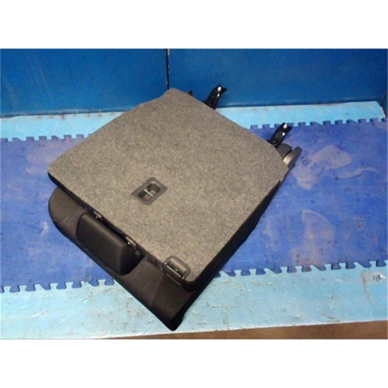 スズキ 純正 ワゴンRスティングレー 《 MH44S 》 リアシート P10400-23002394 : NGPパーツ王ヤフーショッピング店 - 通販 - Yahoo!ショッピング