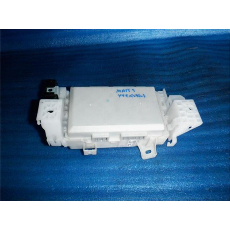 スズキ 純正 ソリオ 《 MA15S 》 ヒューズボックス P10700-22021675 : NGPパーツ王ヤフーショッピング店 - 通販 - Yahoo!ショッピング