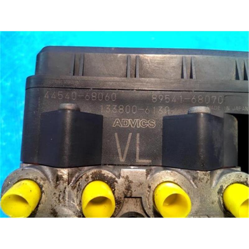 トヨタ 純正 ウィッシュ 《 ZGE20W 》 ABSブレーキアクチュエーター 44050-68080 P11600-23008171 : NGPパーツ王ヤフーショッピング店 - 通販 ...