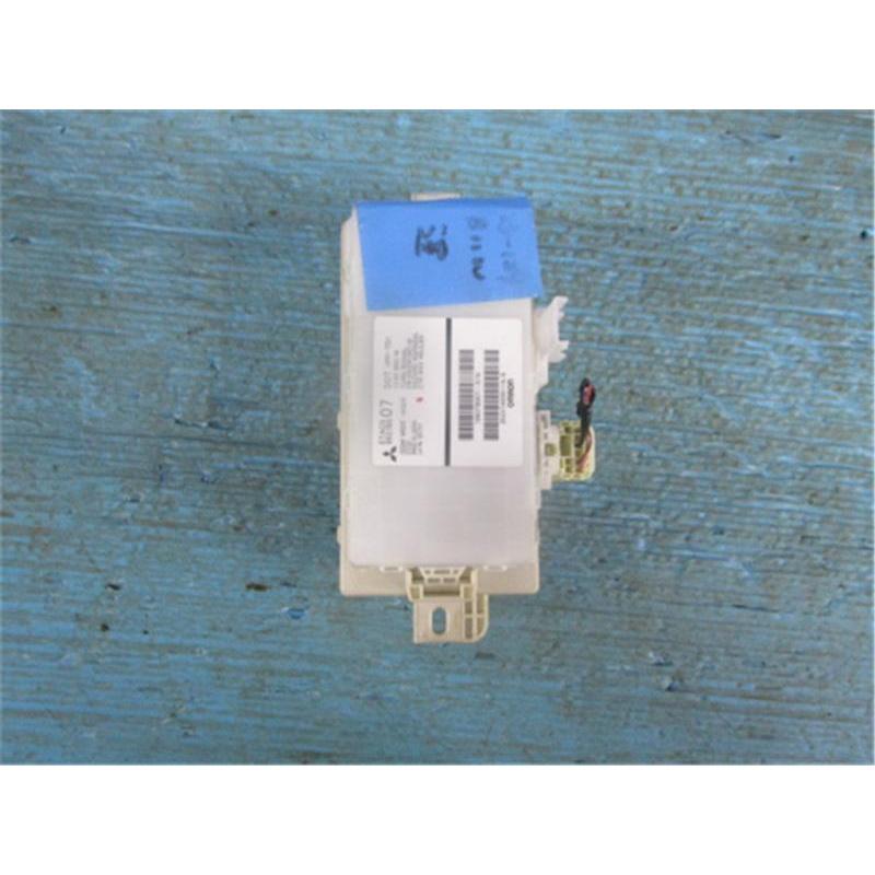 三菱 純正 ekワゴン 《 B11W 》 ヒューズボックス P11700-23003474 : NGPパーツ王ヤフーショッピング店 - 通販 - Yahoo!ショッピング