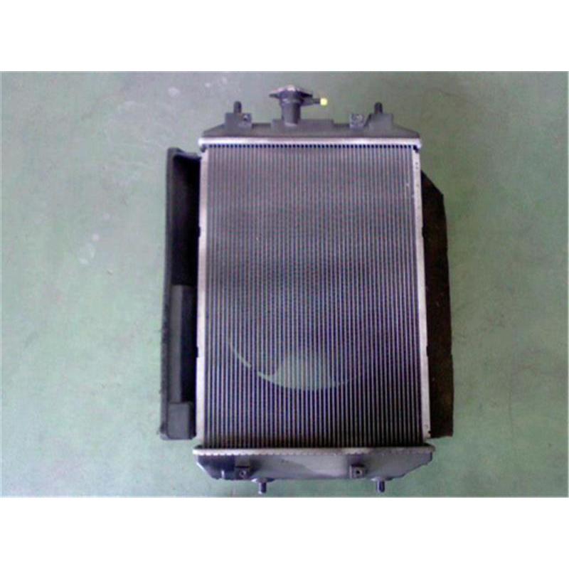 トヨタ 純正 bB 《 QNC20 》 ラジエター 16400-B1081 P30600-22002244 : NGPパーツ王ヤフーショッピング店 - 通販 - Yahoo!ショッピング