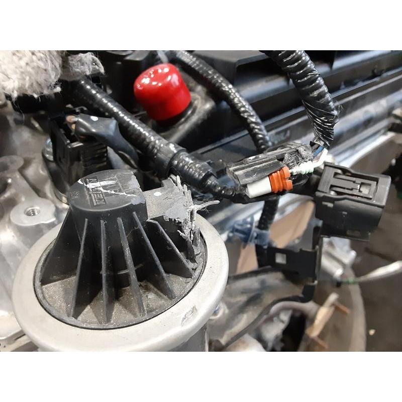 ホンダ 純正 インサイト 《 ZE4 》 エンジン P30700-24000737 ホンダ 純正 インサイト 《 ZE4 》 エンジン P30700-24000737