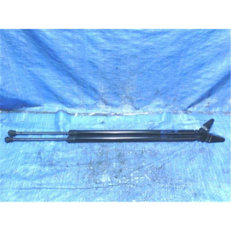 スズキ 純正 ソリオ 《 MA37S 》 リアダンパー P31400-23008652 : NGPパーツ王ヤフーショッピング店 - 通販 - Yahoo!ショッピング