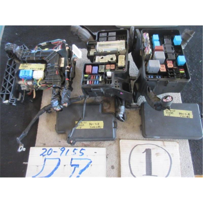 トヨタ 純正 ノア 《 ZRR70W 》 ヒューズボックス P40200-20033589 : NGPパーツ王ヤフーショッピング店 - 通販 - Yahoo!ショッピング