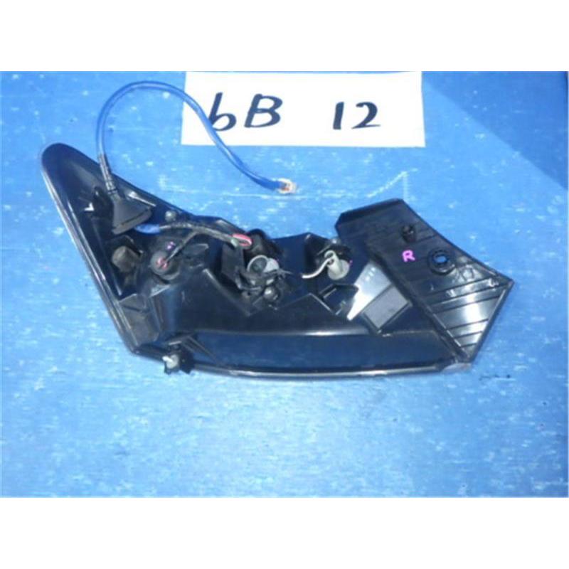 トヨタ 純正 bB 《 QNC20 》 右テールランプ 81550-B1190 P40200-25002674 : NGPパーツ王ヤフーショッピング店 - 通販 - Yahoo!ショッピング