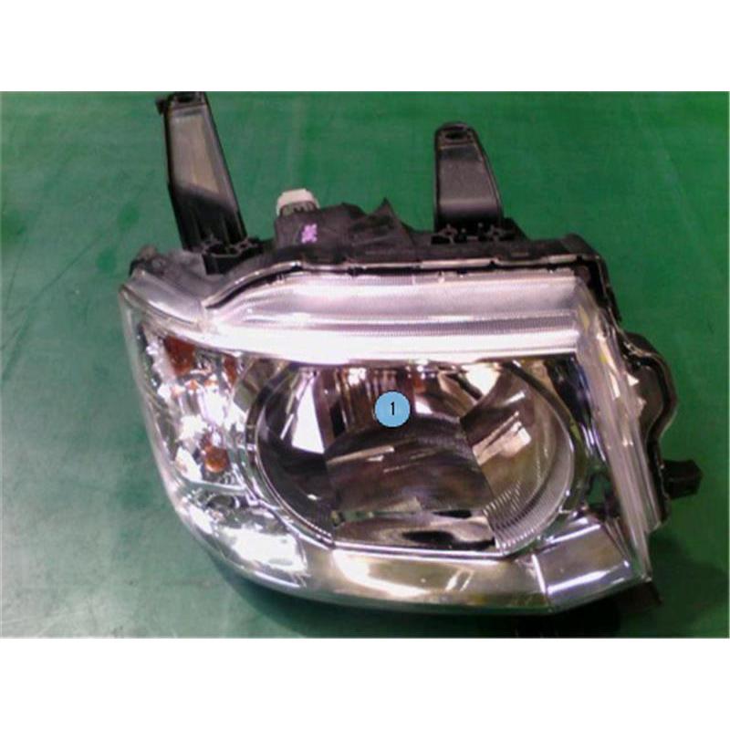 三菱 純正 ekワゴン 《 H82W 》 右ヘッドライト 8301A602 P42500-24012707 : 42500-24012707 : NGPパーツ王ヤフーショッピング店 - 通販 ...