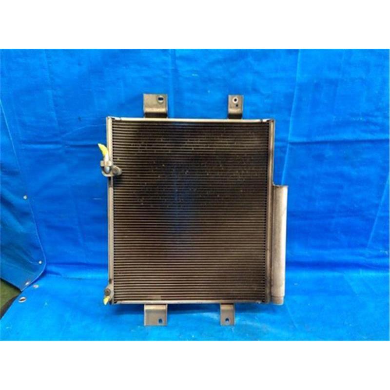 トヨタ 純正 bB 《 QNC20 》 コンデンサー 88450-B1050 P50800-24004250 : NGPパーツ王ヤフーショッピング店 - 通販 - Yahoo!ショッピング