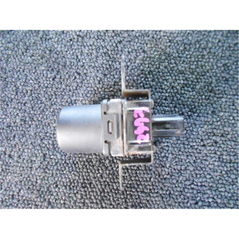 トヨタ 純正 エスティマ 《 ACR50W 》 カメラ P60200-20005087 : NGPパーツ王ヤフーショッピング店 - 通販 - Yahoo!ショッピング