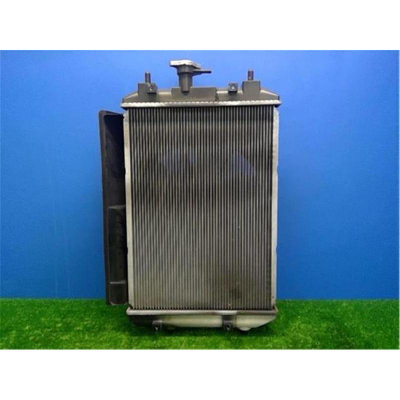 トヨタ 純正 bB 《 QNC20 》 ラジエター 16400-B1081 P61200-24008066 : NGPパーツ王ヤフーショッピング店 - 通販 - Yahoo!ショッピング