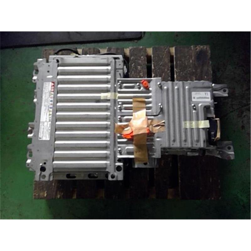 トヨタ 純正 シエンタ 《 NHP170G 》 ハイブリッドバッテリー P70400-24009354 : NGPパーツ王ヤフーショッピング店 - 通販 - Yahoo!ショッピング