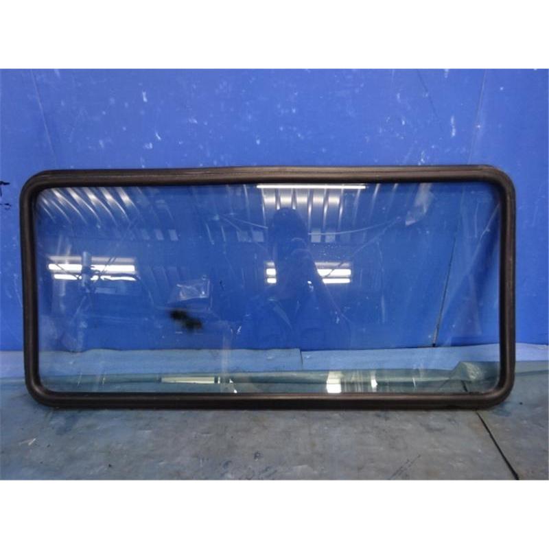 マツダ 純正 ボンゴ 《 SKF2M 》 右サイドガラス S29F-62-503A P71100-22005819 : NGPパーツ王ヤフーショッピング店 - 通販 - Yahoo!ショッピング