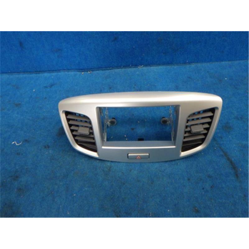 スズキ 純正 ワゴンR 《 MH44S 》 オーディオパネル P81101-23001362 : NGPパーツ王ヤフーショッピング店 - 通販 - Yahoo!ショッピング