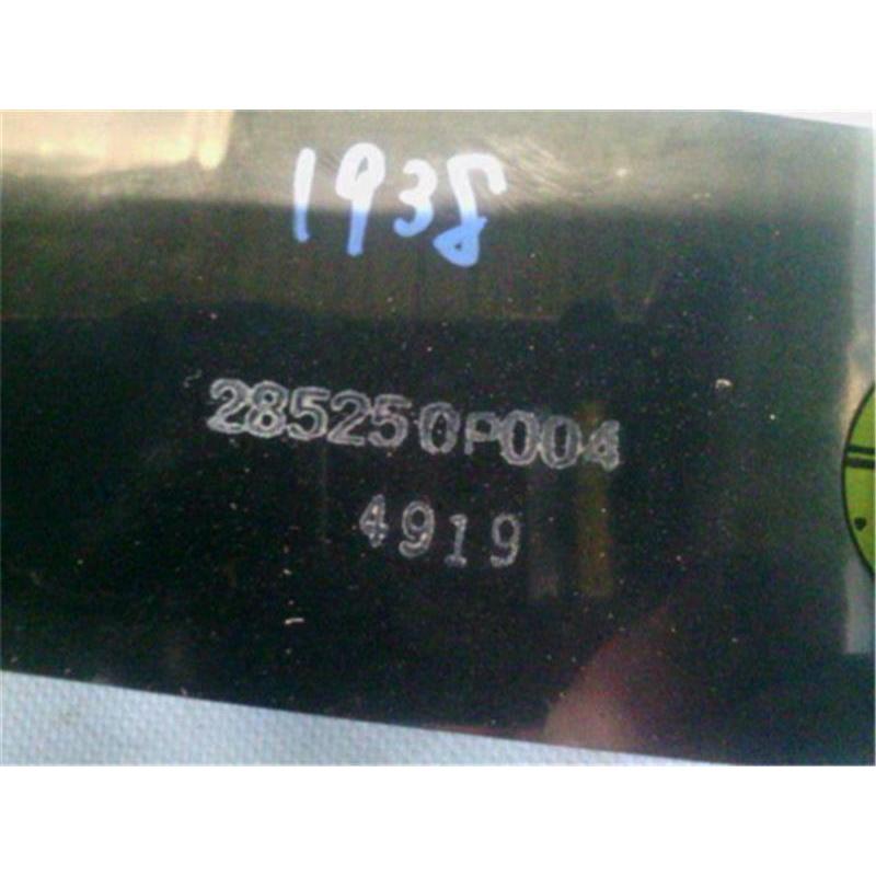 日産 純正 グロリア 《 Y32 》 エアコンスイッチパネル P81300-23004689 : 81300-23004689 : NGPパーツ王ヤフーショッピング店 - 通販 - Yahoo ...