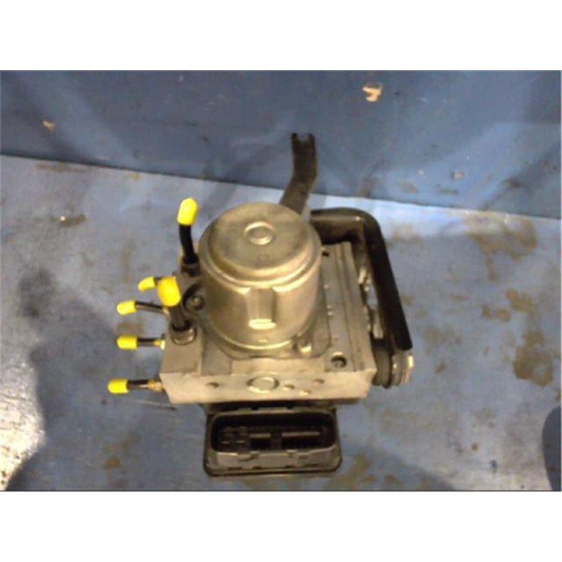 ホンダ 純正 フィットシャトル 《 GG7 》 ABSブレーキアクチュエーター 57110-TF7-J01 P90700-23009172 : NGPパーツ王ヤフーショッピング店 - 通販 ...