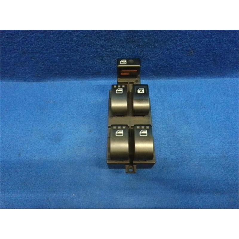 トヨタ 純正 bB 《 QNC20 》 パワーウィンドウスイッチ P91100-24004950 : NGPパーツ王ヤフーショッピング店 - 通販 - Yahoo!ショッピング