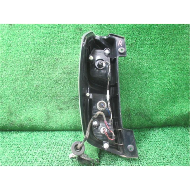 日産 純正 ルークス 《 B21A 》 右テールランプ 26550-6A02B P91500-23018842 : NGPパーツ王ヤフーショッピング店 - 通販 - Yahoo!ショッピング