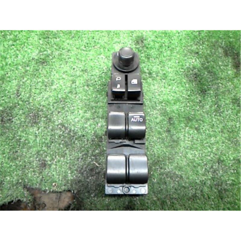 マツダ 純正 デミオ 《 DJ3FS 》 パワーウィンドウスイッチ P91600-24000931 : NGPパーツ王ヤフーショッピング店 - 通販 - Yahoo!ショッピング