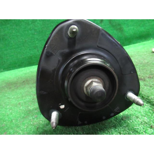 ステップワゴン DBA-RG1 右 フロント ストラット G NH624P ショウワ 51601-SLJ-J040-M1 220036 : 000022003650110 ...