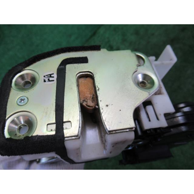 ライフ CBA-JB5 ドアロック ソレノイド F YR526M 220203 : nippou5554ヤフーショップ - 通販 - Yahoo!ショッピング