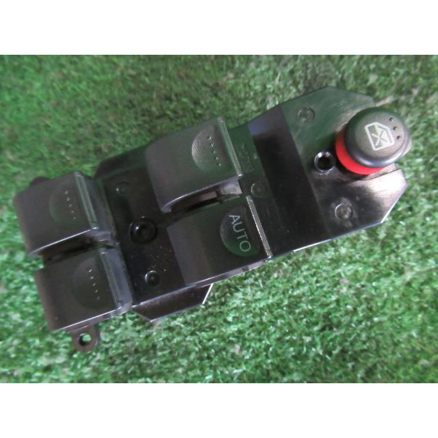 ライフ DBA-JB5 パワーウインドウスイッチ C B92P ナイトフォークブラックパール SFA 0230 NH167L 1368T 220496 : nippou5554ヤフーショップ ...