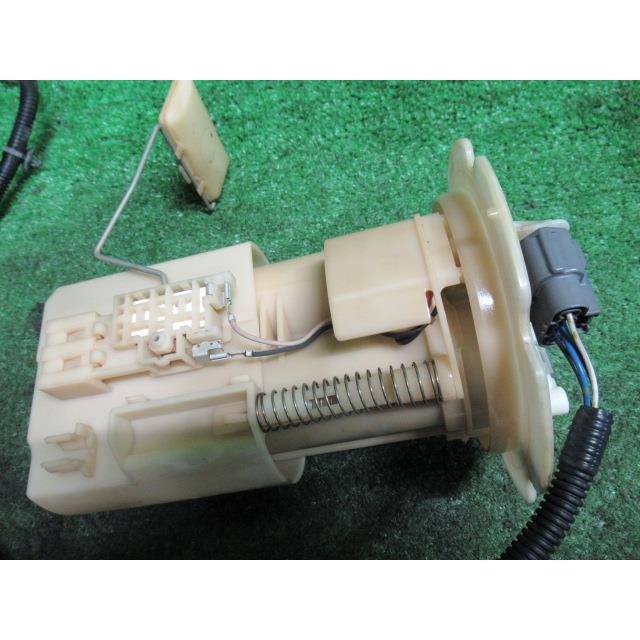 セレナ DBA-CC25 フューエルポンプ ハイウェイスター QX1 ホワイトパール(3P) 220547 : nippou5554ヤフーショップ - 通販 - Yahoo!ショッピング