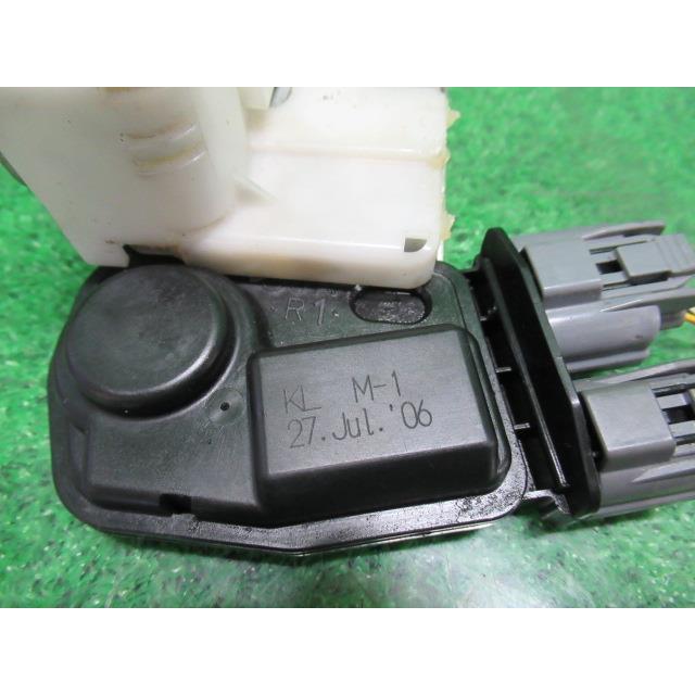 フィット DBA-GD1 右 フロント ドア ロックソレノイド 1.3W B531M クリスタルアクアメタリック 220735 : nippou5554ヤフーショップ - 通販 - Yahoo ...