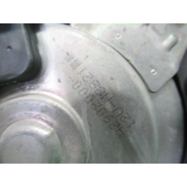 マーチ DBA-AK12 電動ファン ファンモーター 12S KY0 ダイヤモンドシルバー(M) A2902000 23157 : nippou5554ヤフーショップ - 通販 - Yahoo ...