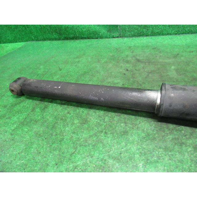 ライフ DBA-JB5 左リア ショック アブソーバー C YR546 バニラクレム ショウワ 52610-SFA-0440 23426 : nippou5554ヤフーショップ - 通販 ...