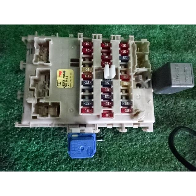 ブルーバードシルフィ UA-QG10 ヒューズ ボックス 1800 18VI Gパッケージ AX5 ボルドーレッド 200287 : nippou5554ヤフーショップ - 通販 ...