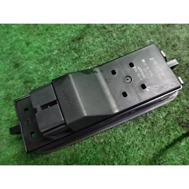 ワゴンR ワゴンR E-CT51S パワーウインドウスイッチ 660 FM 1VN マーキュリーシルバー 37990-75F02-T01 200559 : nippou5554ヤフーショップ ...