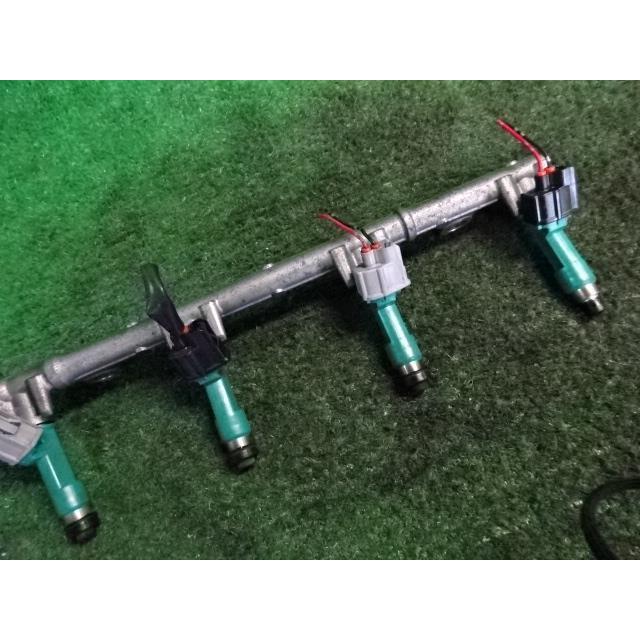 イプサム UA-ACM21W インジェクター 2400 240I アルカンタラバージョン ナビスペシャル 042 ホワイトパールマイカ 210274 : 001684032820240 ...