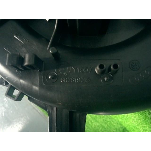 アウディ A1 DBA-8XCAX ヒーターブロアモーター スポーツバック 1.4TFSI 6R2819015 : 有限会社二協自動車商会 ...